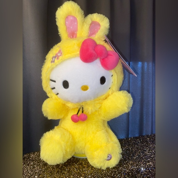 Hello Kitty | Other | Hello Kitty Chicken Dance Animated Animated Plush ...